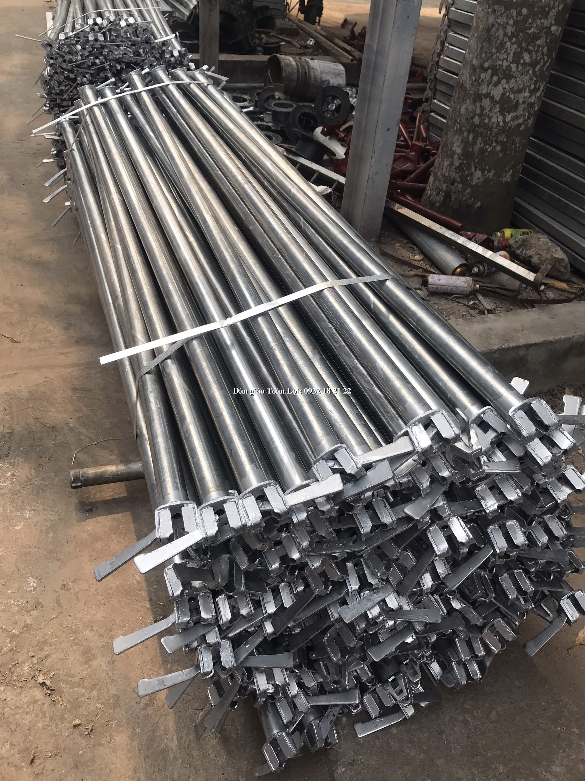 GIÀN GIÁO RINGLOCK KẼM